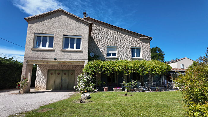 Pernes-les-Fontaines - Maison 7 pièces à vendre