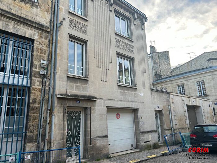 Maison à louer - Centre ville, Bordeaux - 5 pièces - 4 chambres