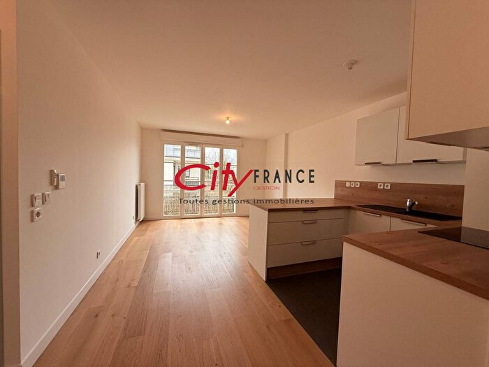 Appartement à louer - Villennes-sur-Seine - 2 pièces - 1 chambre