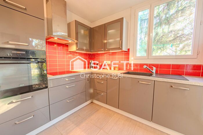 Maison à vendre - Saint-Égrève, Pont de Vence - 5 pièces - 4 chambres