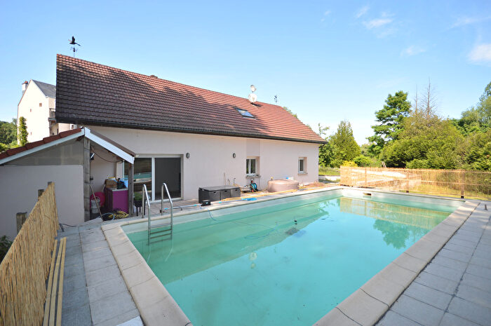 Maison à vendre - Sainte-Suzanne - 10 pièces - 7 chambres