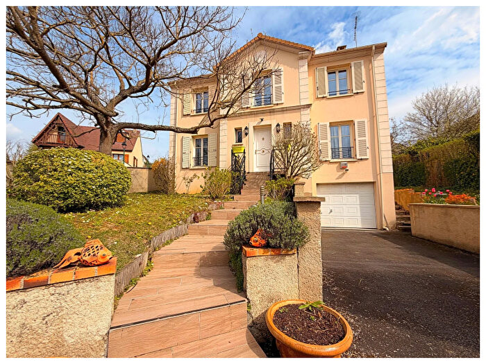 Fontenay-le-Fleury, Sables, Démènerie - Maison 7 pièces à vendre