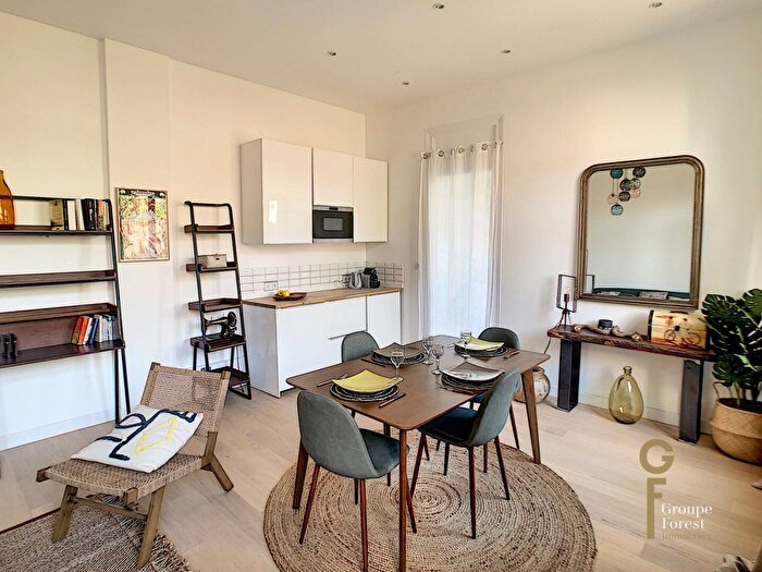 Appartement à louer - Lille - 3 pièces - 2 chambres