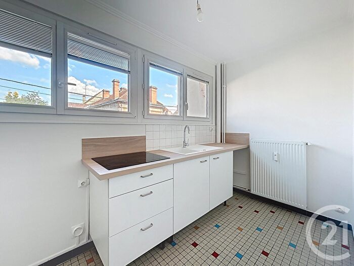 Varennes-sur-Allier - Appartement 2 pièces à louer