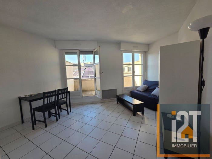 Appartement 1 pièce à louer à Capouchiné, Nîmes