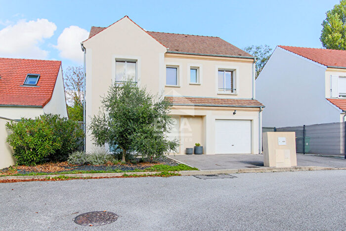 Maison 6 pièces à Crespières, à vendre