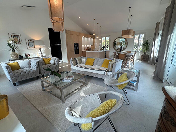 Maison à vendre - Saint-Georges-de-Didonne, Didonne, Boubes, Suzac - 7 pièces - 6 chambres