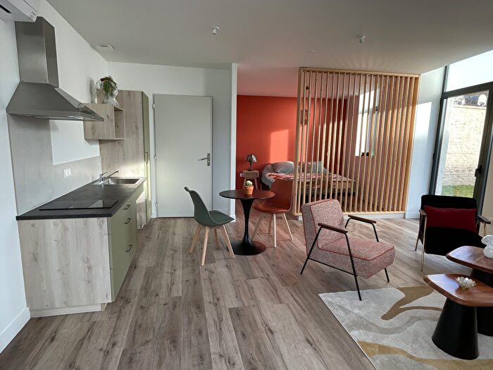 Appartement à vendre - Beaune, Camp Américain, Porte de Beaune - 2 pièces - 1 chambre