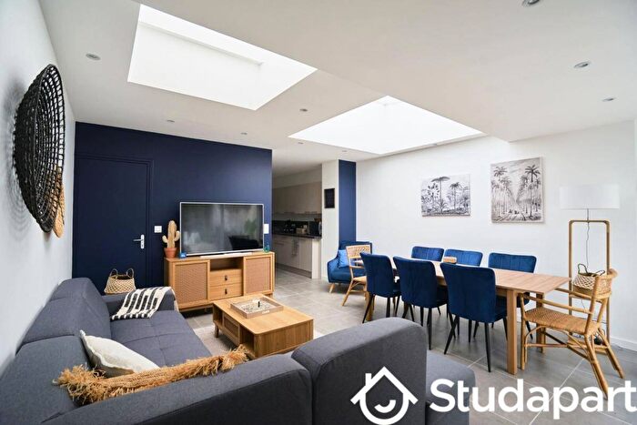 Appartement à louer - Vauban Esquermes, Lille - 1 pièce - 1 chambre