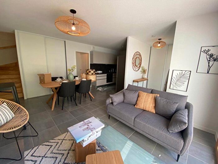 Appartement 4 pièces à Nansouty, Saint Genès, Bordeaux, à louer