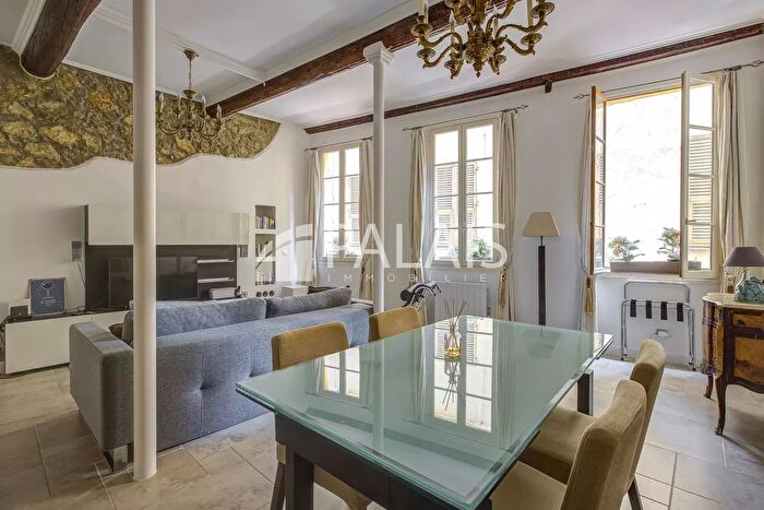 Nice, Vieux Nice - Appartement 2 pièces à vendre