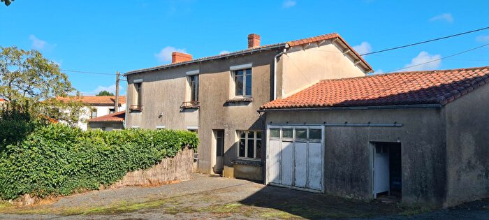 Maison à vendre - Mouzillon - 7 pièces - 4 chambres