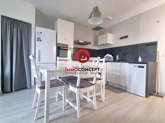 Appartement 3 pièces à louer - Saint-Laurent-des-Arbres