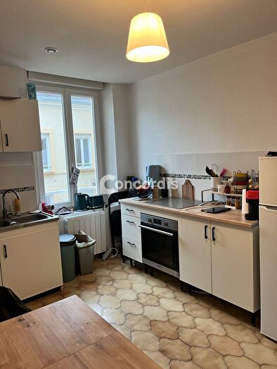 Appartement à louer - Laon Zola-Neufchâtel-Orgeval, Reims - 2 pièces - 1 chambre