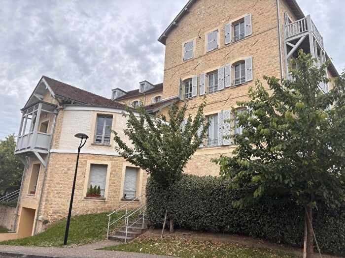 Beaumont-sur-Oise : Appartement 1 pièce à vendre