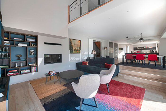 Maison 9 pièces à Bruz, Golf, La Giraudais, à vendre