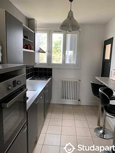 Chalâtres, Nantes - Appartement 1 pièce à louer