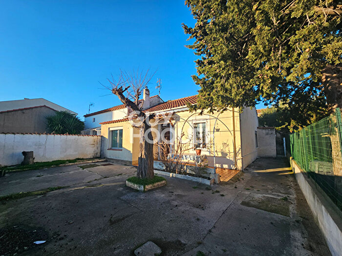 Maison à vendre - Narbonne, Bourg - 3 pièces - 2 chambres