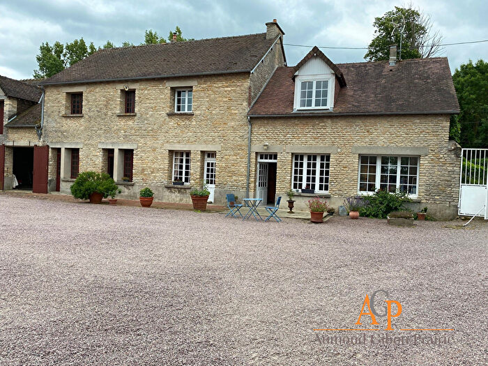 Bavent - Maison 8 pièces à louer