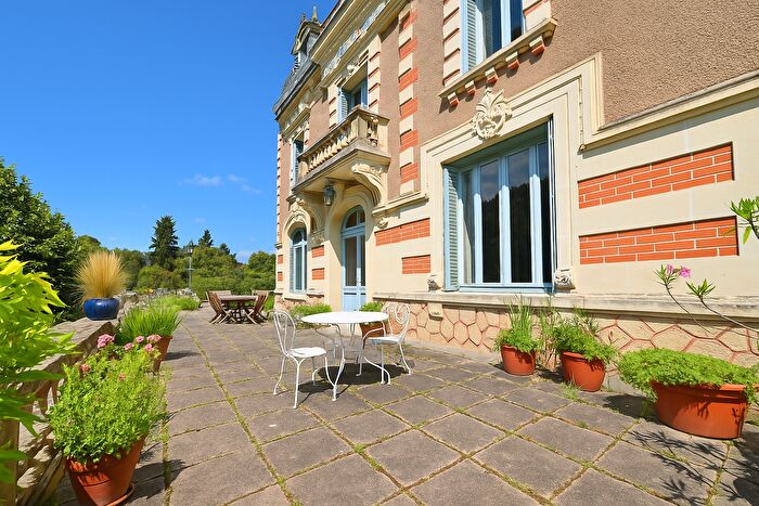 Maison à vendre - Vicq-sur-Gartempe - 11 pièces - 7 chambres