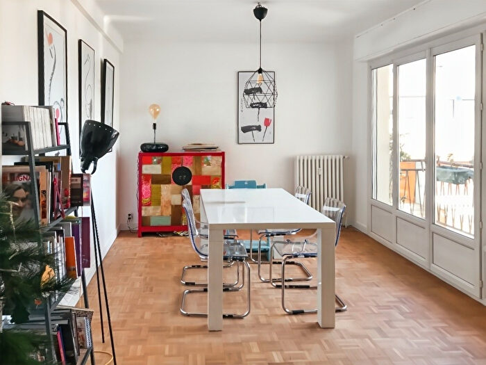 Appartement à louer - Quartiers Centre, Thabor, Oberthür - 5 pièces - 3 chambres