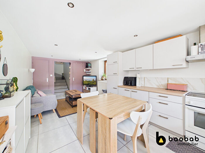 Saint-Thibaud-de-Couz : Maison 3 pièces à vendre