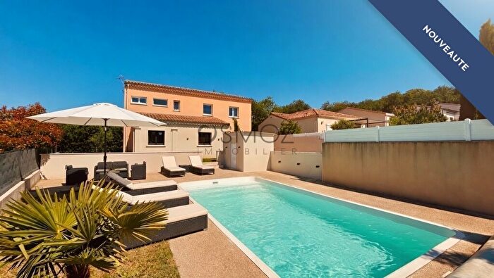 Maison 5 pièces à vendre à Malataverne