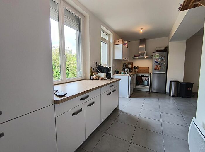 Génébrières : Maison 4 pièces à louer