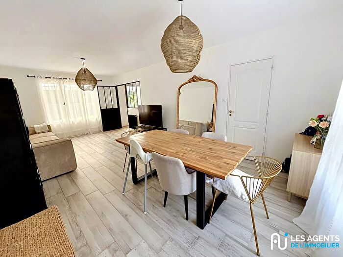 Maison 4 pièces à Saint-Jean-de-Braye, Est, à vendre