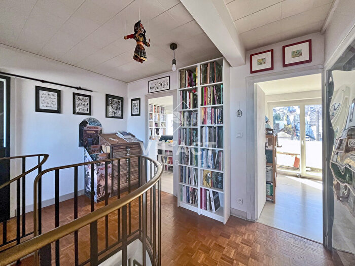 Appartement à vendre - Angoulême, Bussatte - 5 pièces - 4 chambres