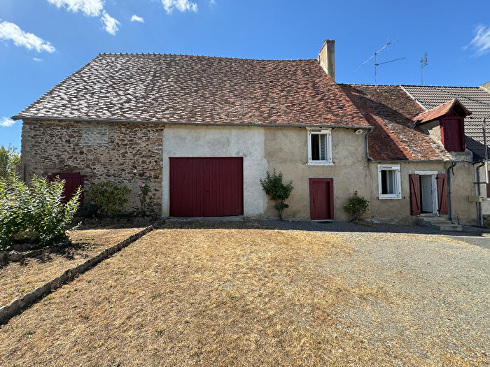 Maison à vendre - La Châtre-Langlin - 5 pièces - 2 chambres