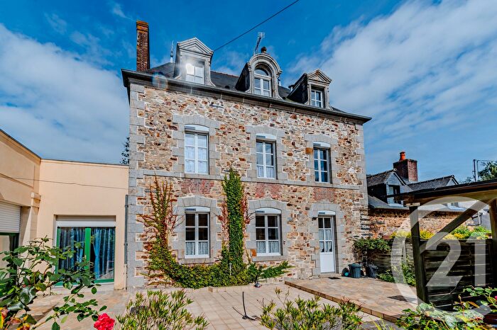 Maison à vendre - Vitré, Villaudin, Le Haut Chalet, Grange - 12 pièces - 7 chambres