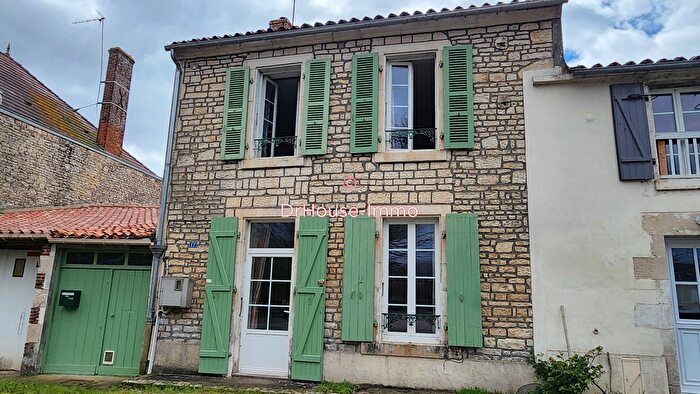 Maison à louer - Le Langon - 5 pièces - 3 chambres
