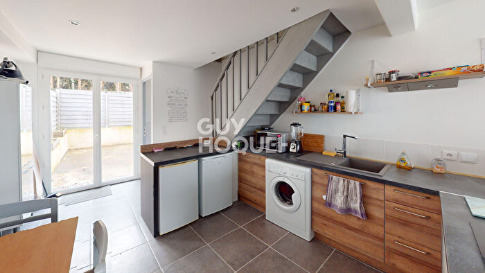 Brécey : Maison 2 pièces à louer