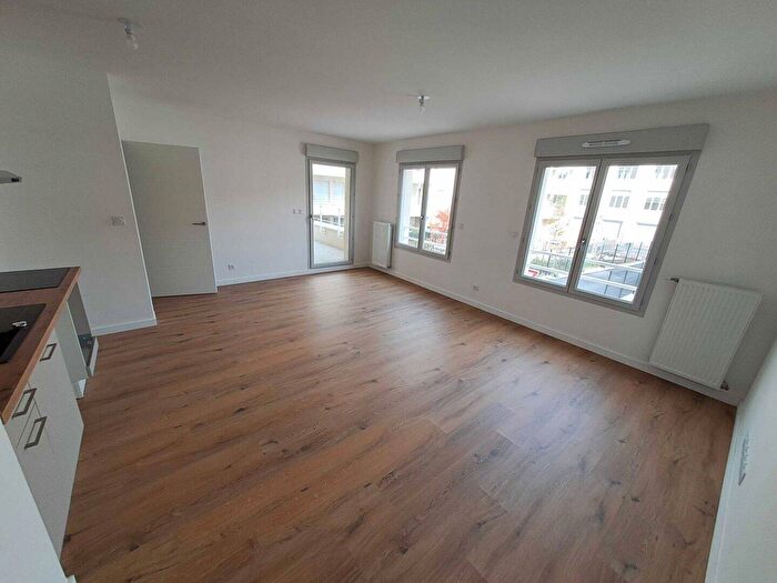 Appartement à louer - Canal, Givors - 3 pièces - 2 chambres