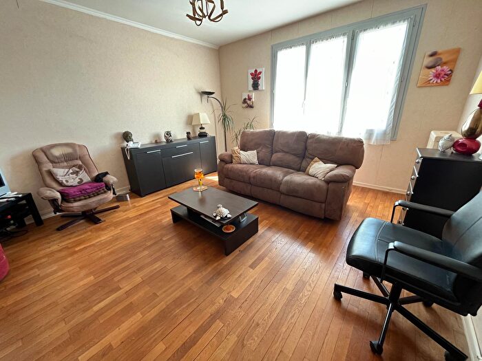 Appartement à vendre - Montargis, Centre-ville - 3 pièces - 2 chambres