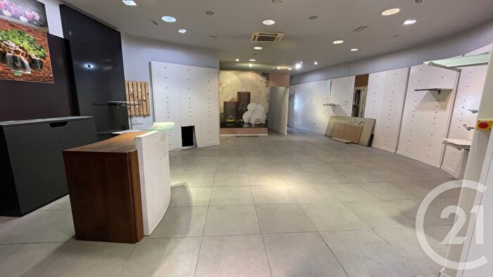 Appartement à louer - Annonay, Centre-ville - 2 pièces - 1 chambre