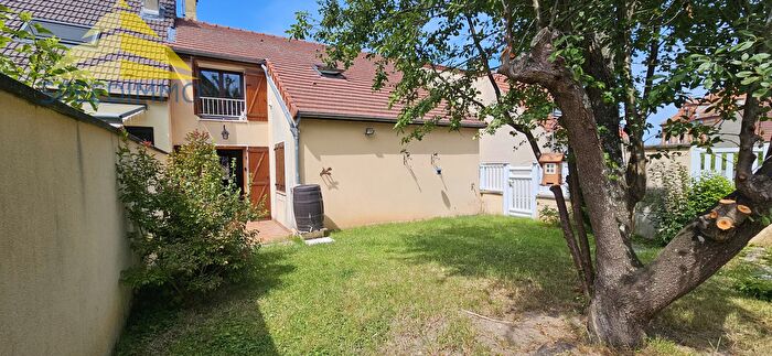 Brie-Comte-Robert, Centre-ville - Maison 5 pièces à vendre