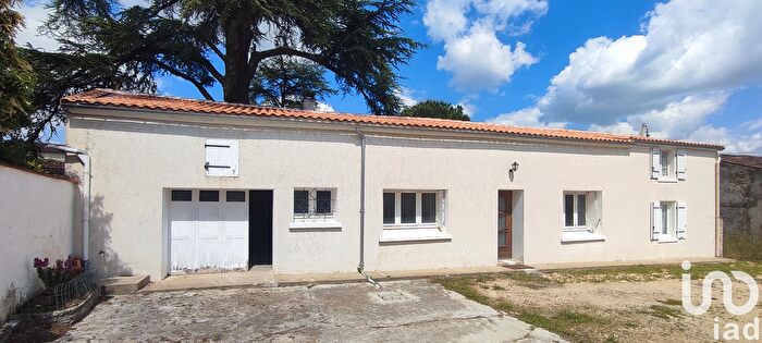 Maison à vendre - Cherves-Richemont - 3 pièces - 2 chambres