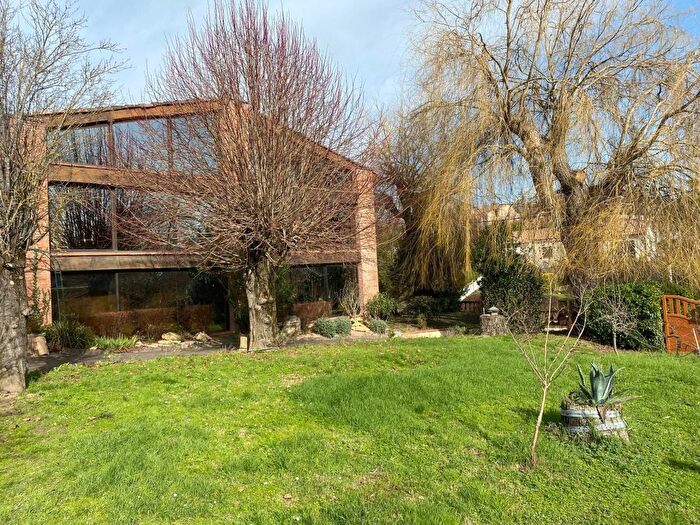 Maison 5 pièces à Ayguesvives, à vendre