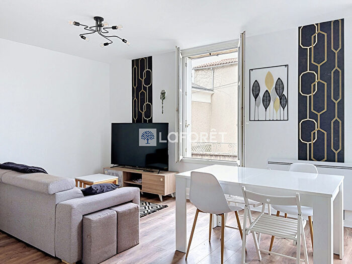 Appartement 4 pièces à Thouars, à louer