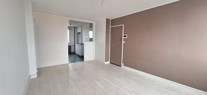 Appartement à louer - Limoges, Centre-ville, Hôtel de Ville, Emailleurs - 3 pièces - 2 chambres