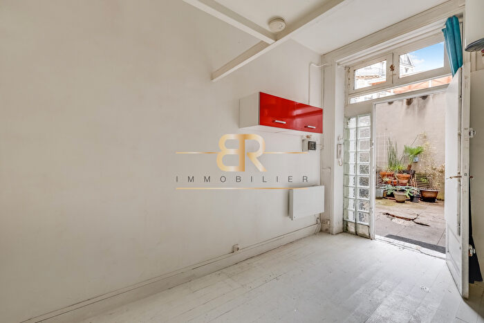 Appartement à vendre - Paris e , Barbès, Château Rouge - 1 pièce
