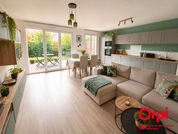 Montigny-le-Bretonneux, Le Village - Appartement 3 pièces à vendre