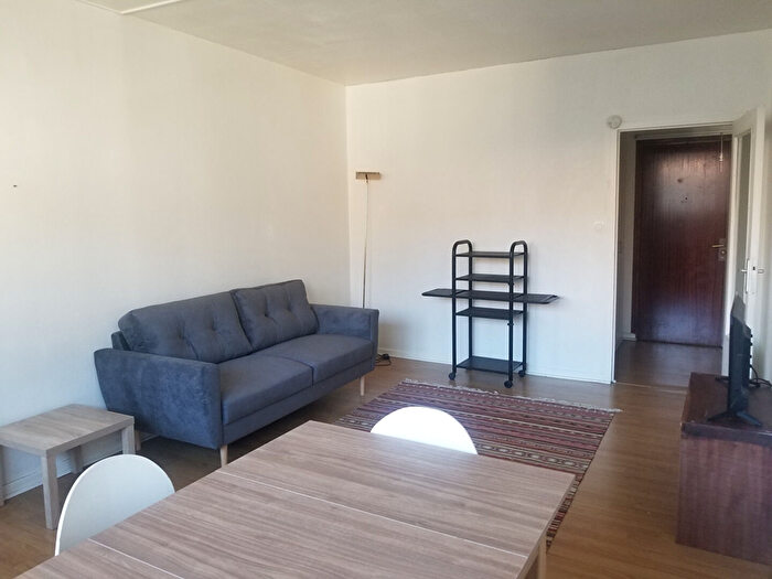 Bordeaux, Croix Blanche : Appartement 2 pièces à louer
