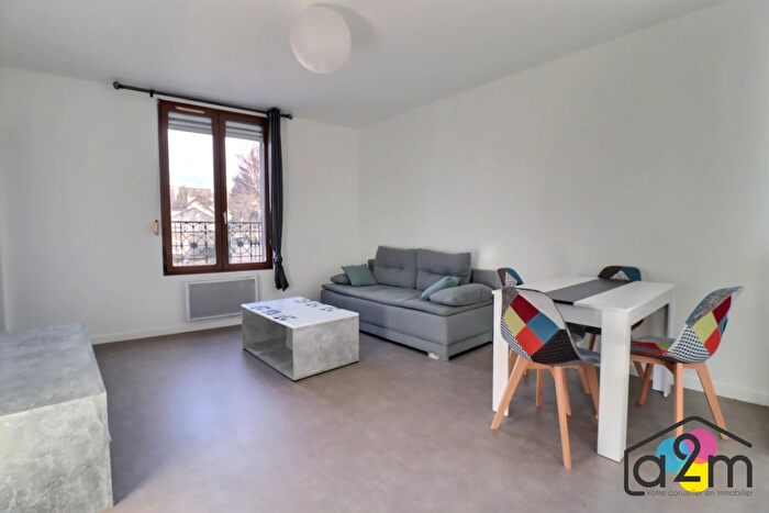 Montataire, Bas de la ville : Appartement 2 pièces à louer