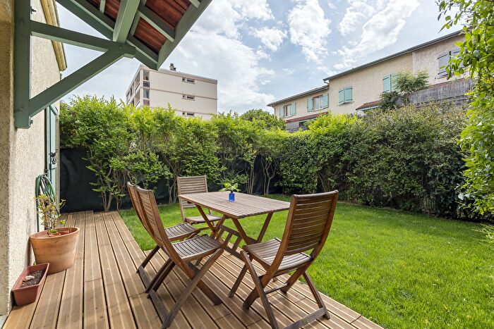 Maison 5 pièces à vendre à Saint-Priest, Centre-ville