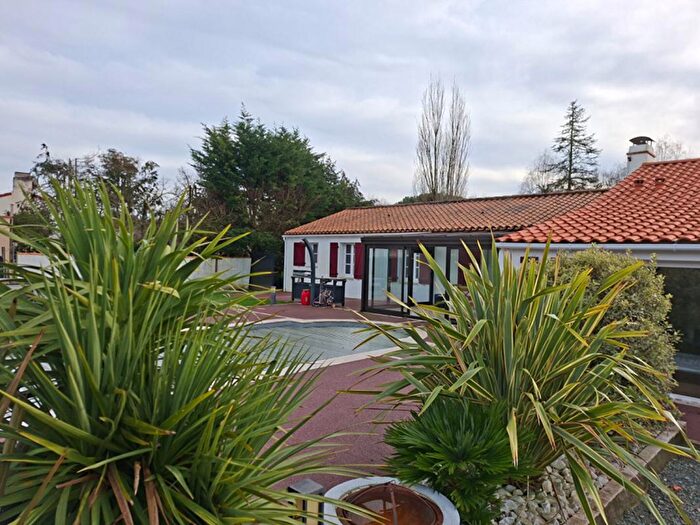 Maison à vendre - Saint-Gervais - 6 pièces - 4 chambres