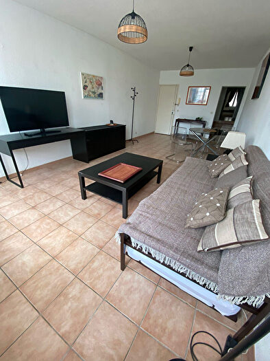 Appartement 2 pièces à Marseille 2ème, Hôtel de ville, à louer