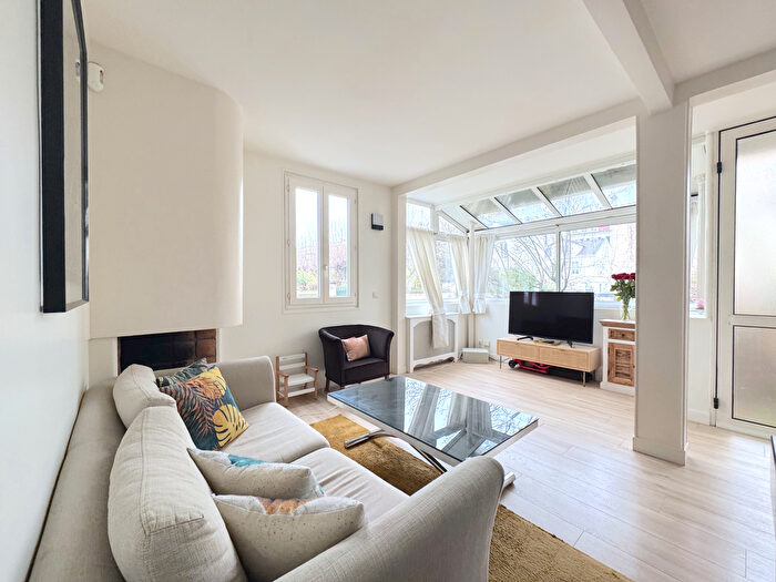 Maison à vendre - Courbevoie, Bécon - 3 pièces - 2 chambres